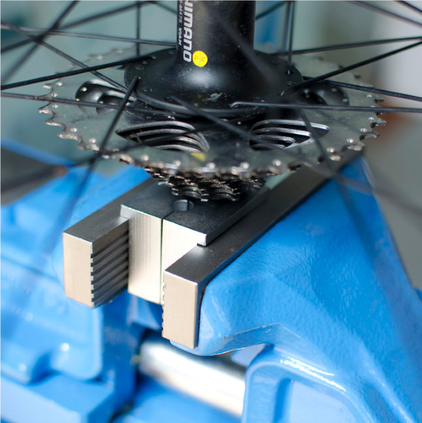 Unior Axle Vice– Pushbikes